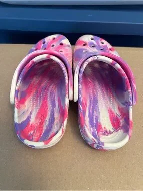 CROCS | Shoes | Crocs Kids Marble Swirl Clogs In Pink Purple White ...